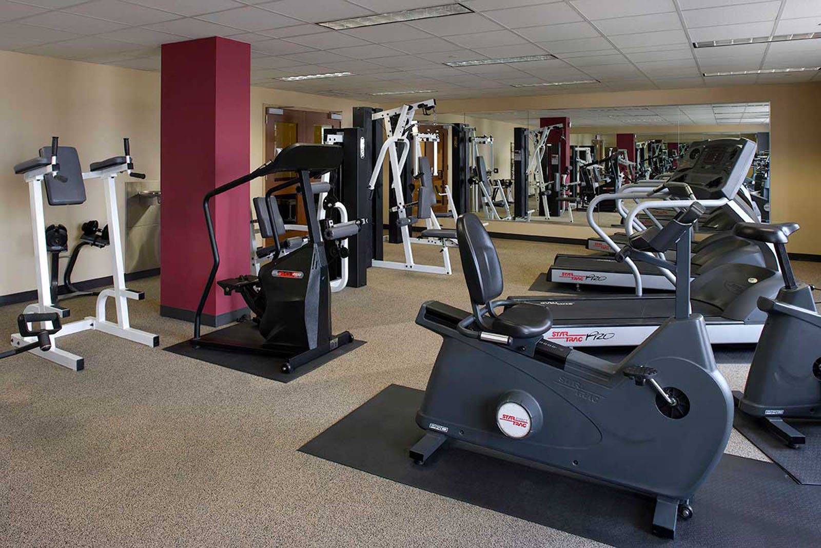 Columbus Hotel Photo Gallery | The Blackwell Inn & Conference Center