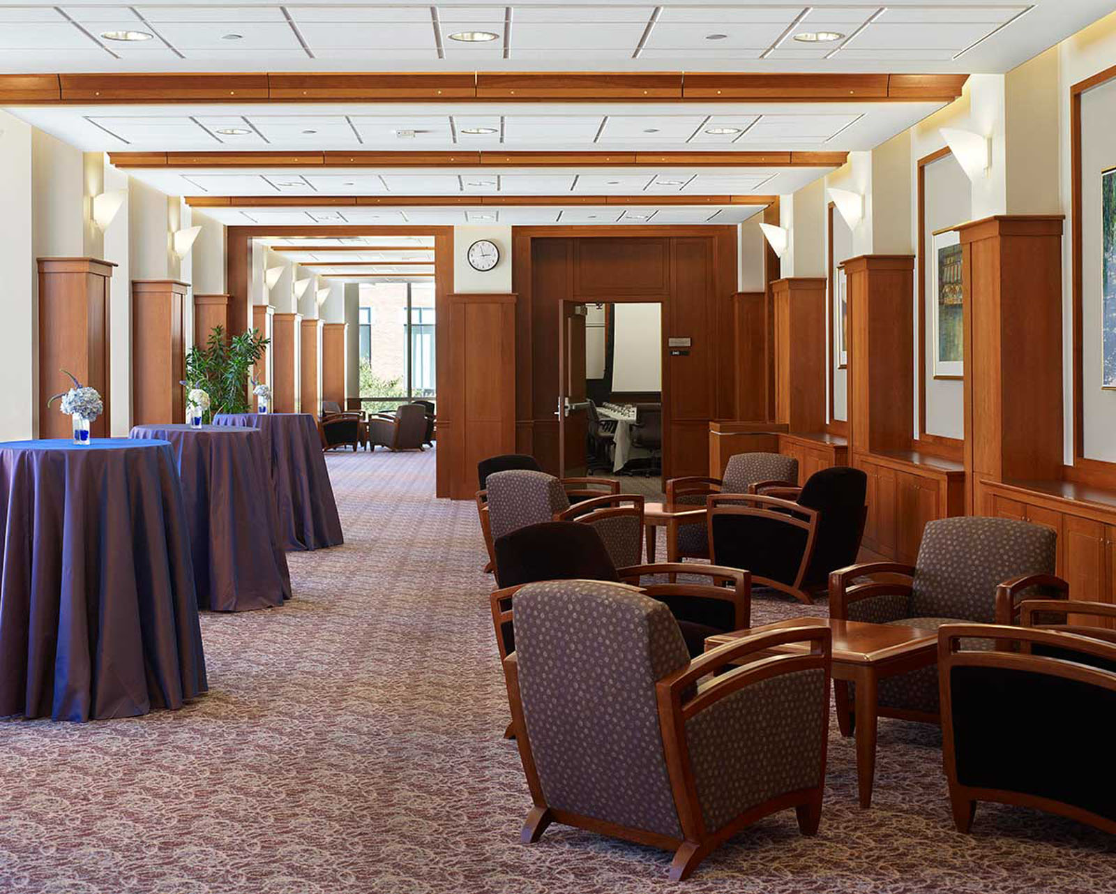 Columbus Hotel Photo Gallery | The Blackwell Inn & Conference Center